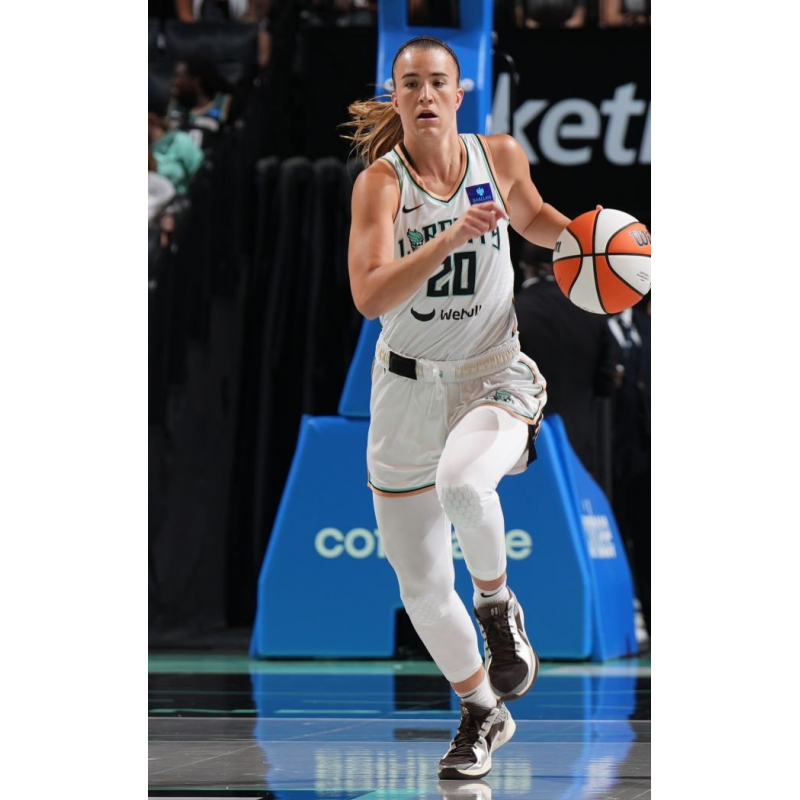 kixstats.com | Which basketball players wear Nike Sabrina 2